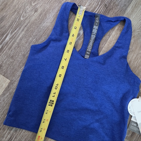Vuori | Tops | Vuori Halo Performance Crop Top Tank 2 Copenhagen Nwt ...